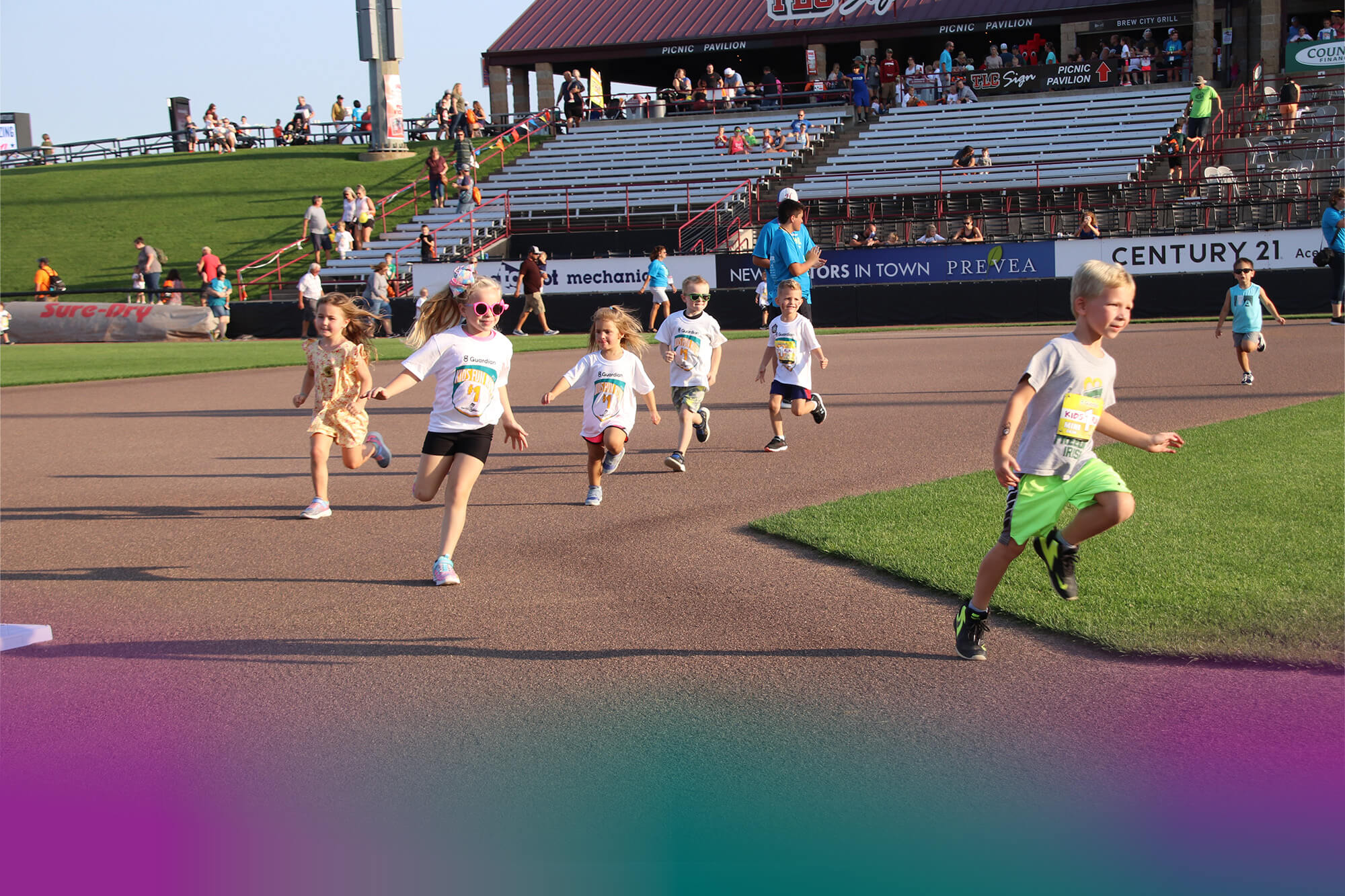 Fox Cities Marathon | Group of Kids Running the Fox Cities Marathon ...